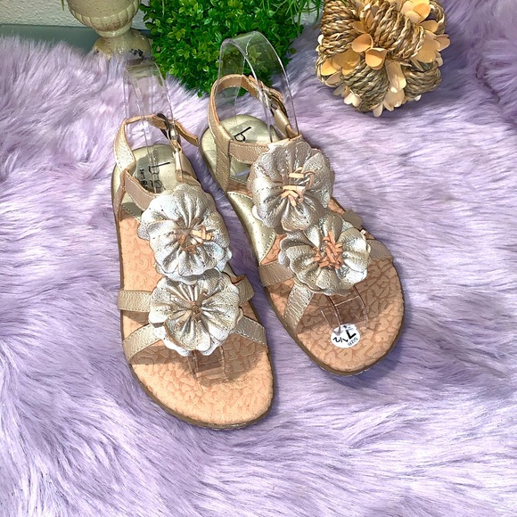 boc | Shoes | Boc Gold Tone Leather Sandals Wflower Detail | Poshmark